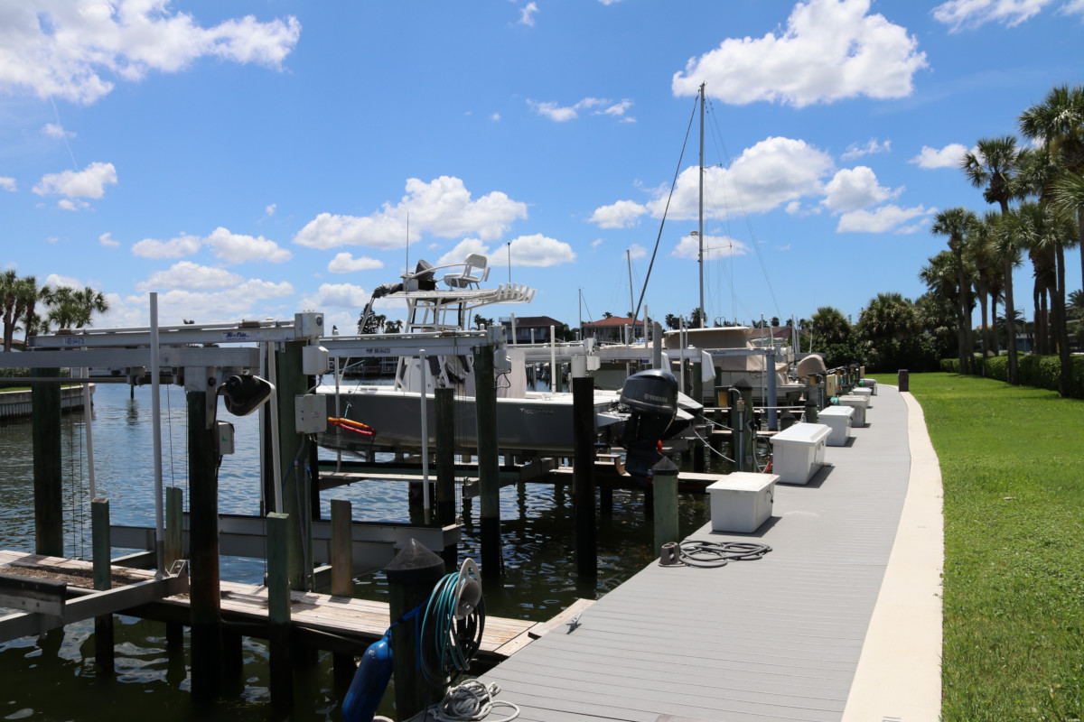 Dan's Island Condominium Association, Inc. > Dan's Island > About Us
